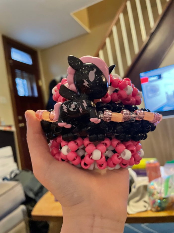 epic rotating cuff by k4ndi_g1r - Kandi Photos on Kandi Patterns