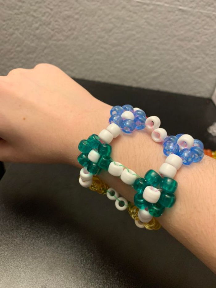 Flower vine double! by blip_blop - Kandi Photos on Kandi Patterns