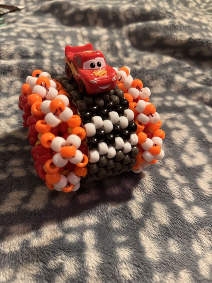 Lightning McQueen by Swaggykawaiibean9 - Kandi Photos on Kandi Patterns